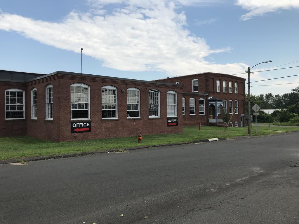 Portland’s Standard-Knapp merges with German company