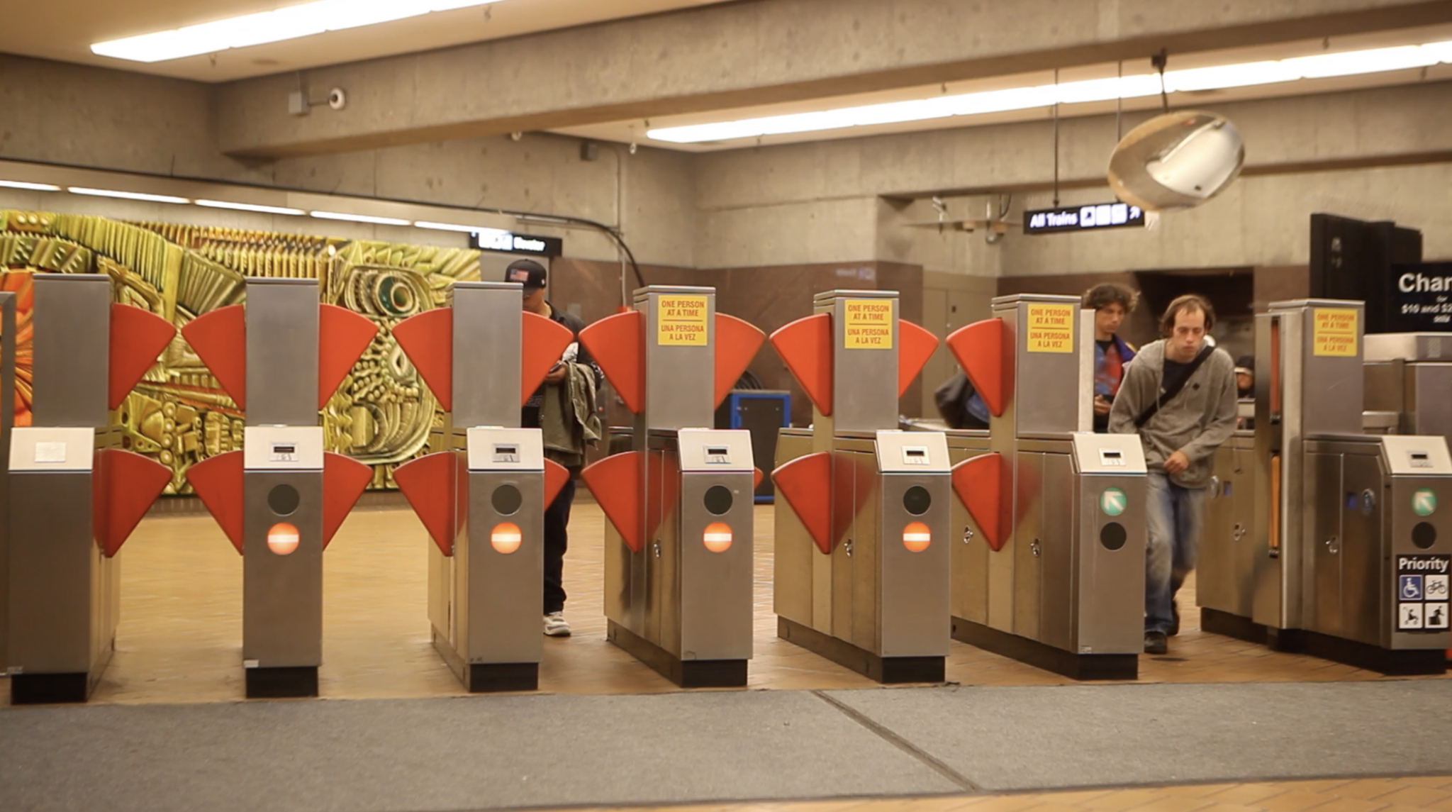 BART will finally unveil new fare gate design later this week