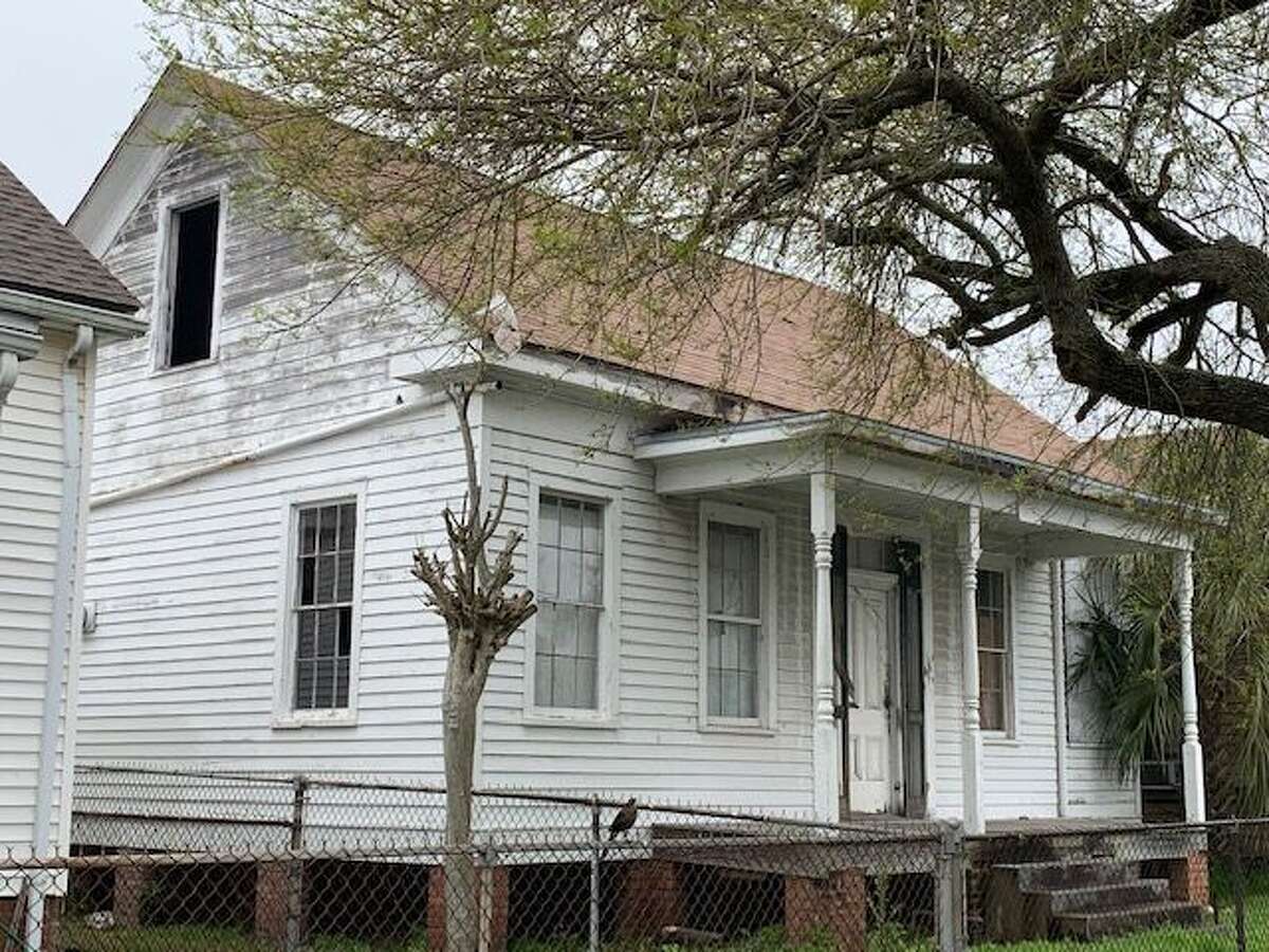 Historic Galveston homes and structures placed on 'endangered' list