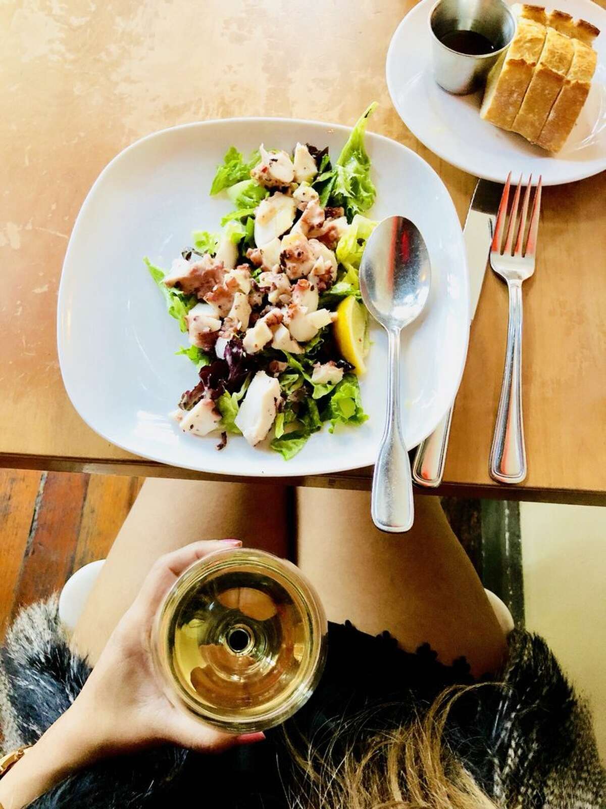 The ultimate happy hour guide to Seattle's Belltown