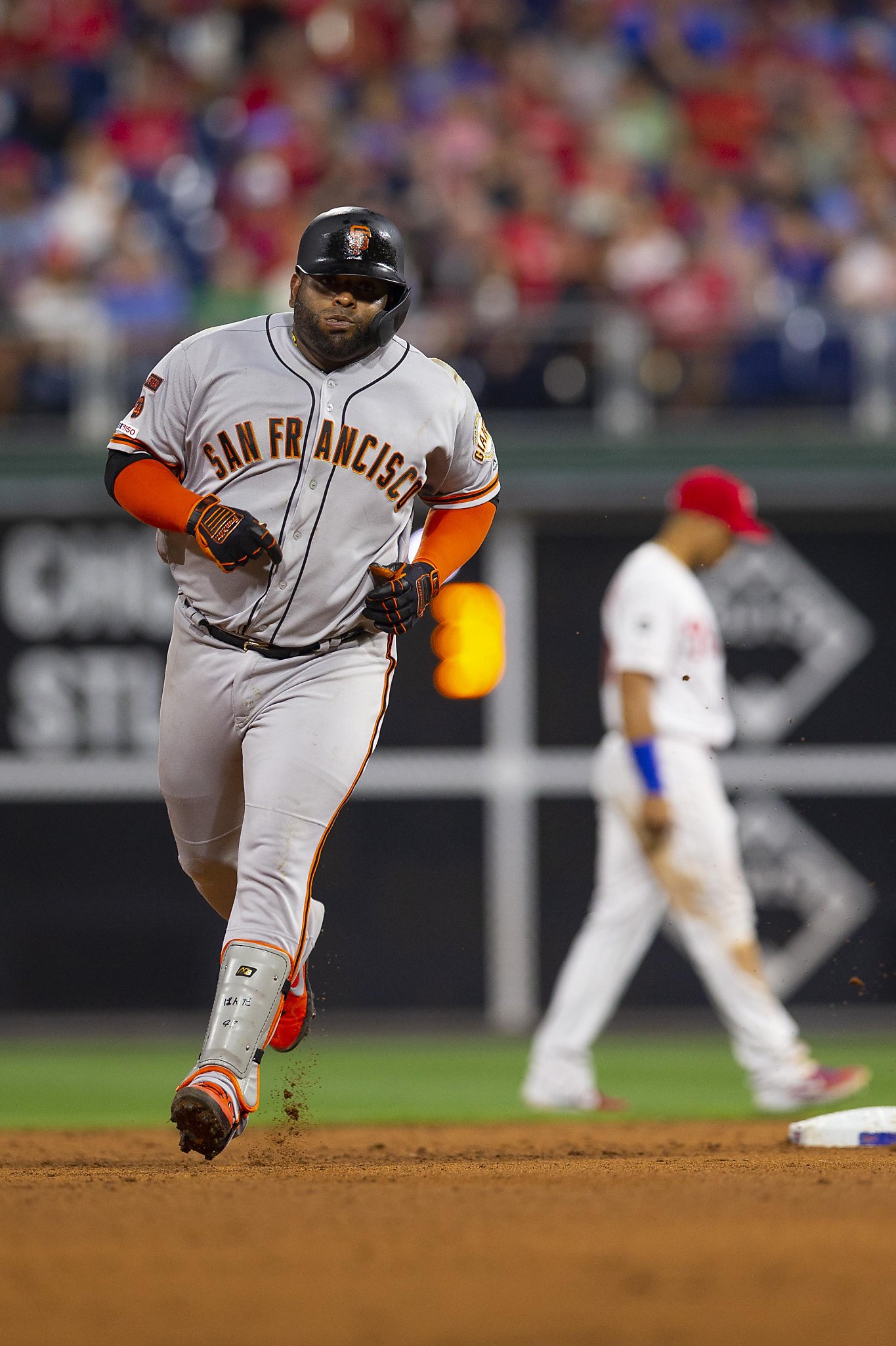 Giants finish frenetic day of deals with a powerful end to a 19-6 July