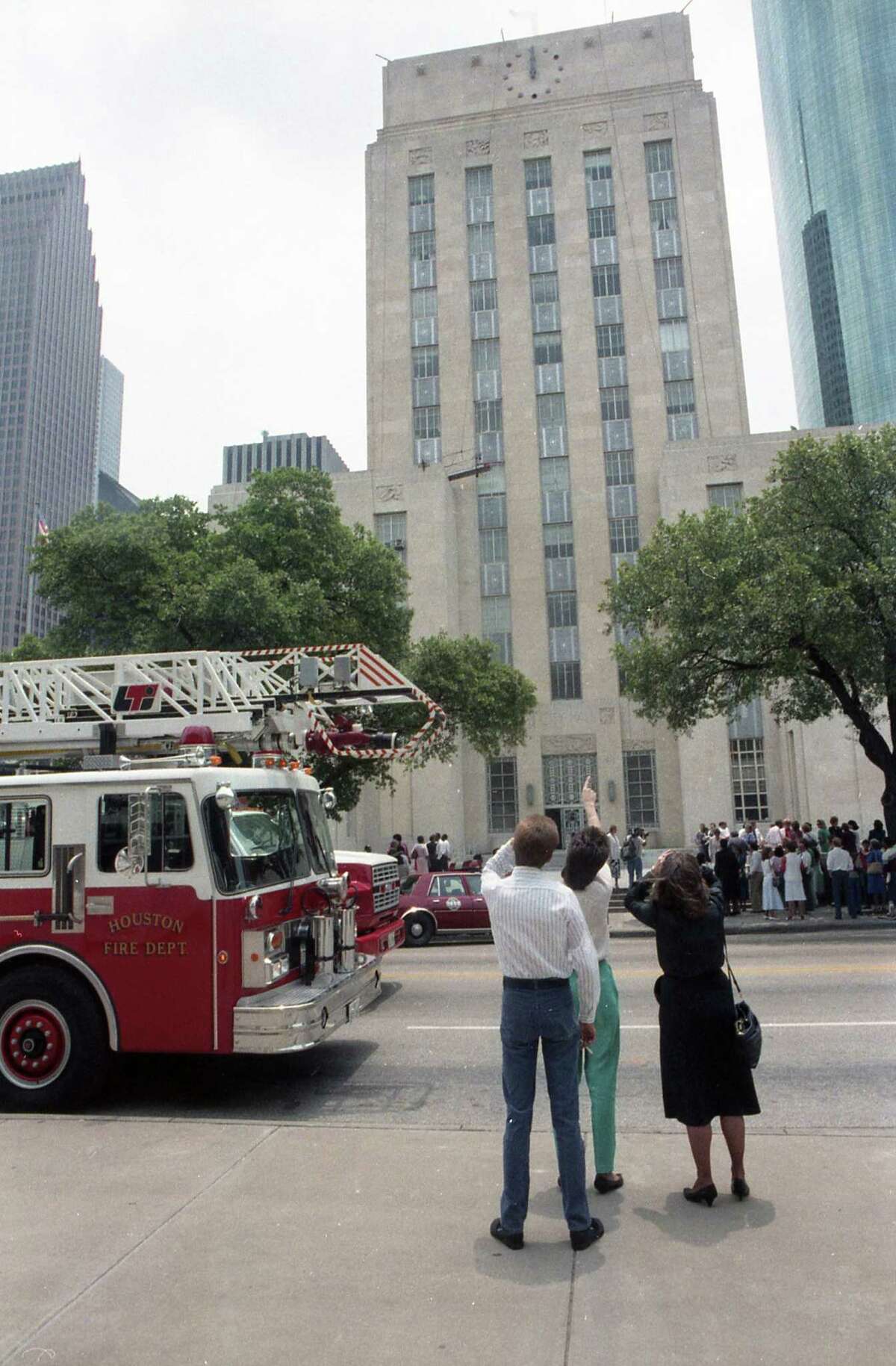 As Life Flight celebrates 43 years in Houston, a look at emergency ...