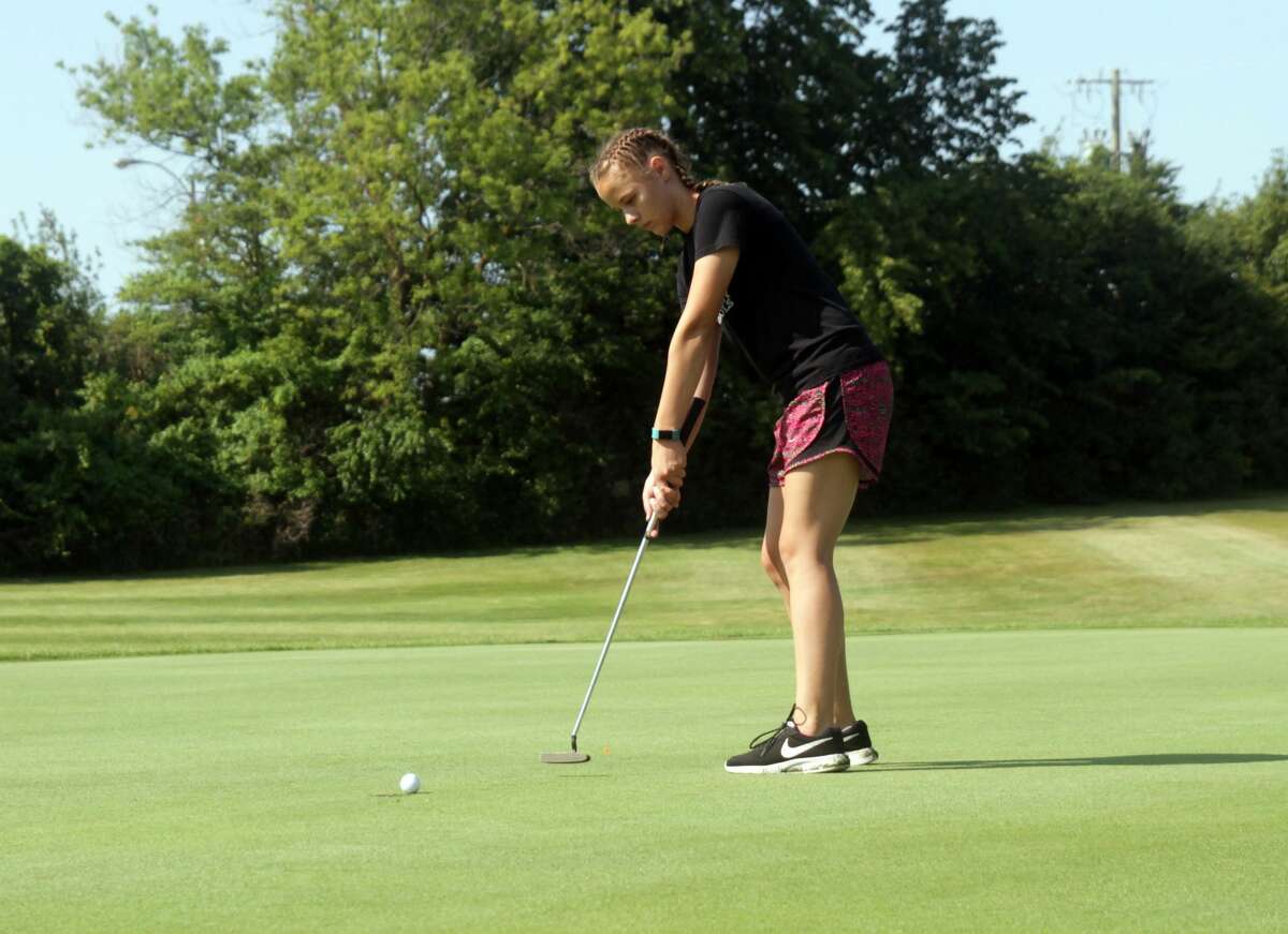Young golfer plays above age, wins bronze medal on Buckley Tour