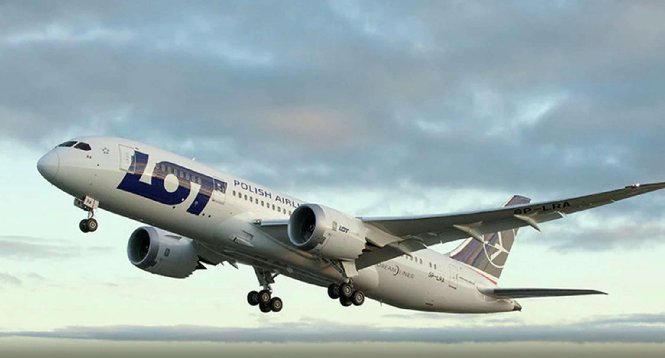 Routes: United crackdown, Delta’s A220 + New Orleans, American, LOT ...