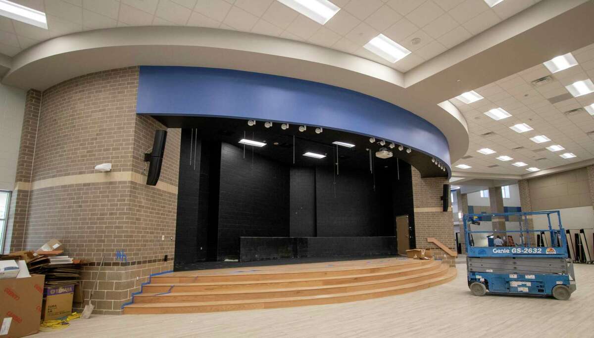 Suchma Elementary staff prepare for the first day of school in Conroe ISD