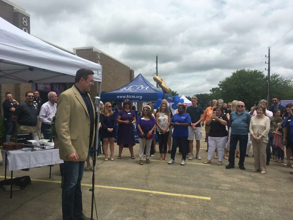 SUNDAY CONVERSATION: Katy pastor devoted to serving families