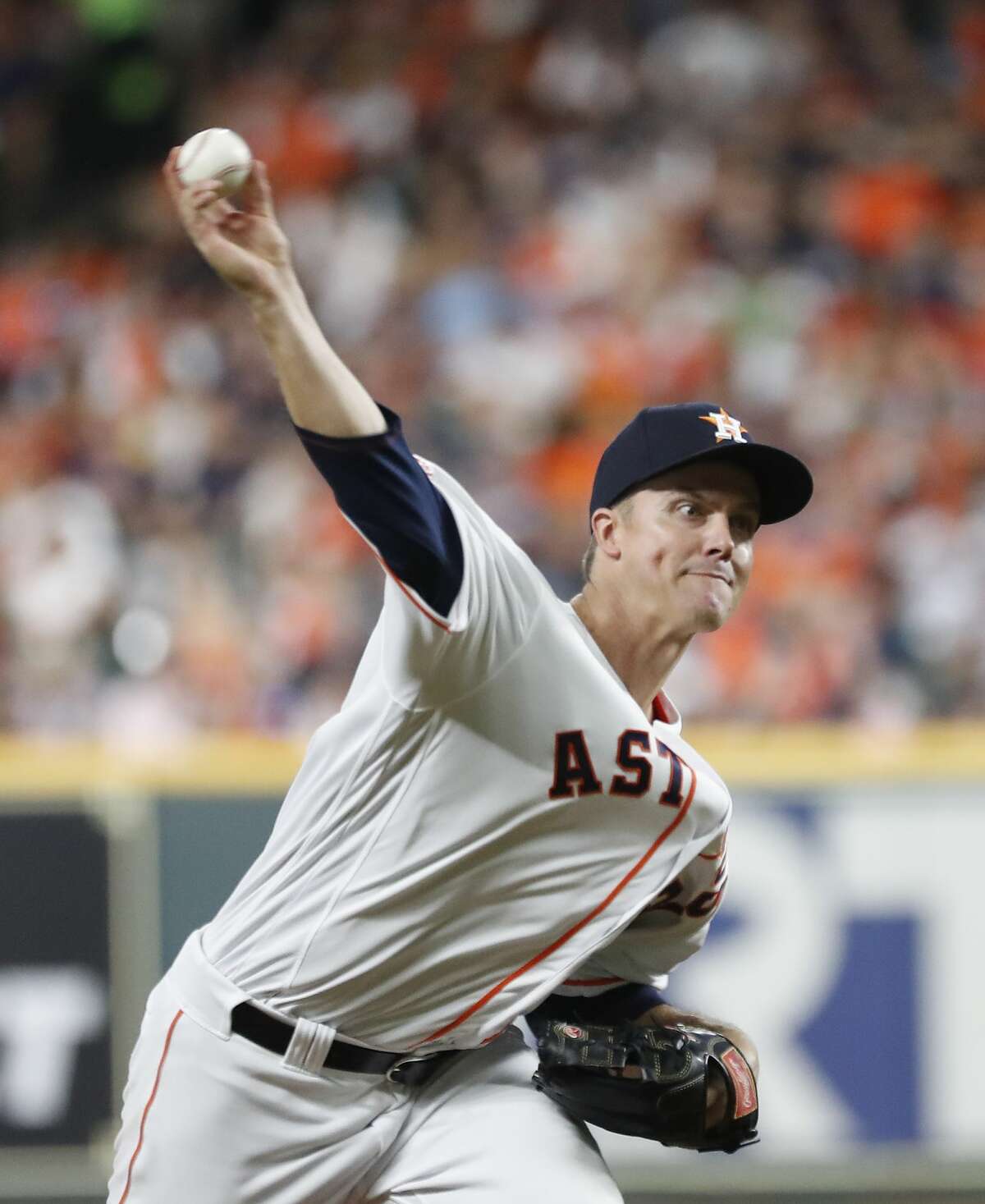 Astros rout Rockies, pick up Zack Greinke in his debut