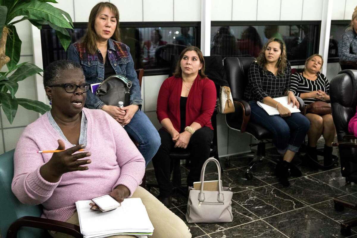 Houston condo owners sued their HOA board after foreclosures, a big ...