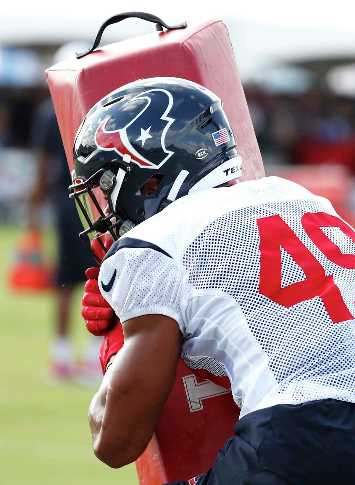 Texans impressed with rookie linebacker Jamal Davis