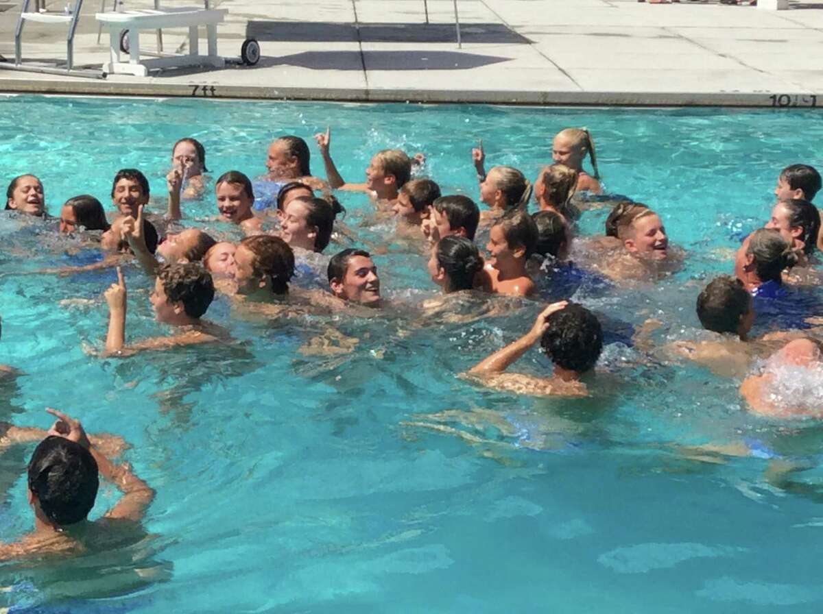 Rocky Point continues streak at Fairfield County Championships