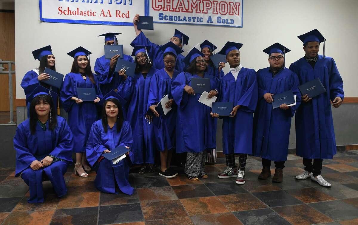 Spring ISD celebrates its summer graduates