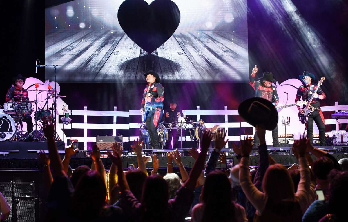 Mexican group Bronco coming to Laredo at Sames Auto Arena