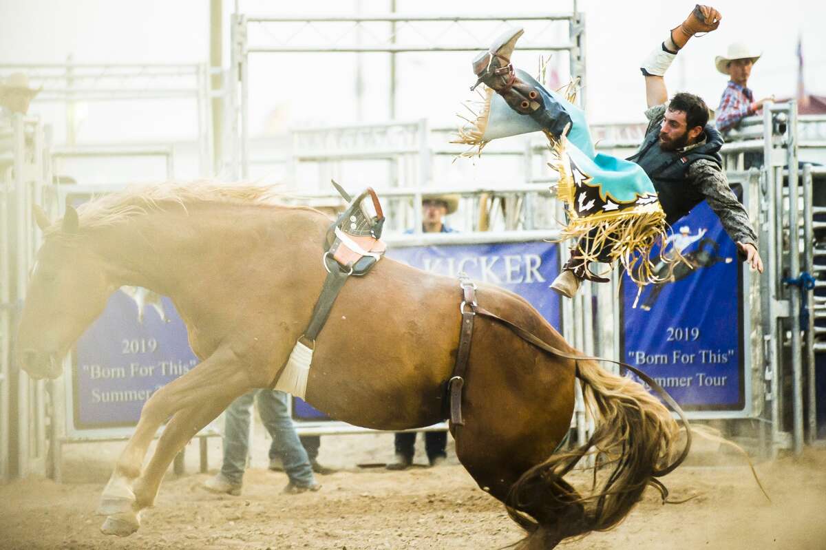 Grabbing life by the horns: Bull rider from Midland County Fair shares ...