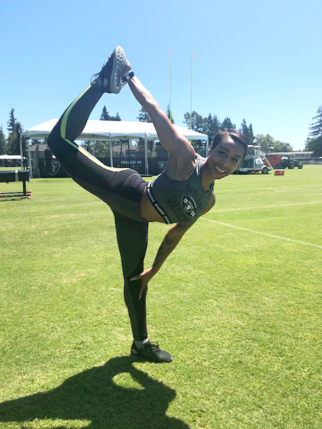 Meet the yoga teacher helping the Oakland Raiders with their asanas