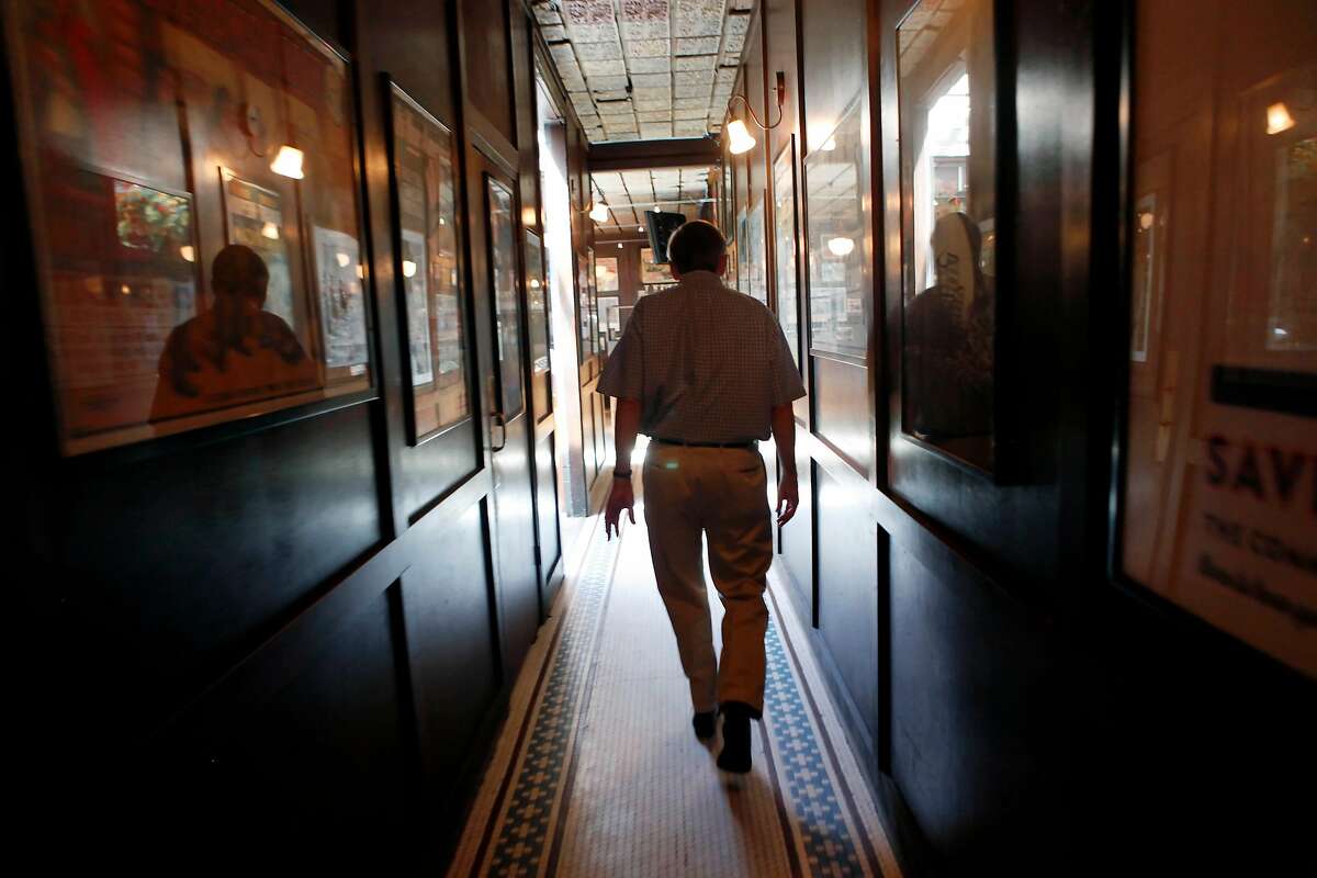 Memories of Perry’s as the Union Street restaurant rings in 50 years