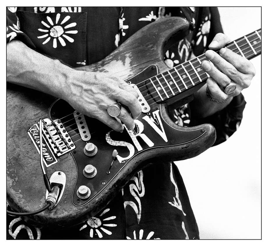 Photographer shares Stevie Ray Vaughan photos at book event - Houston ...