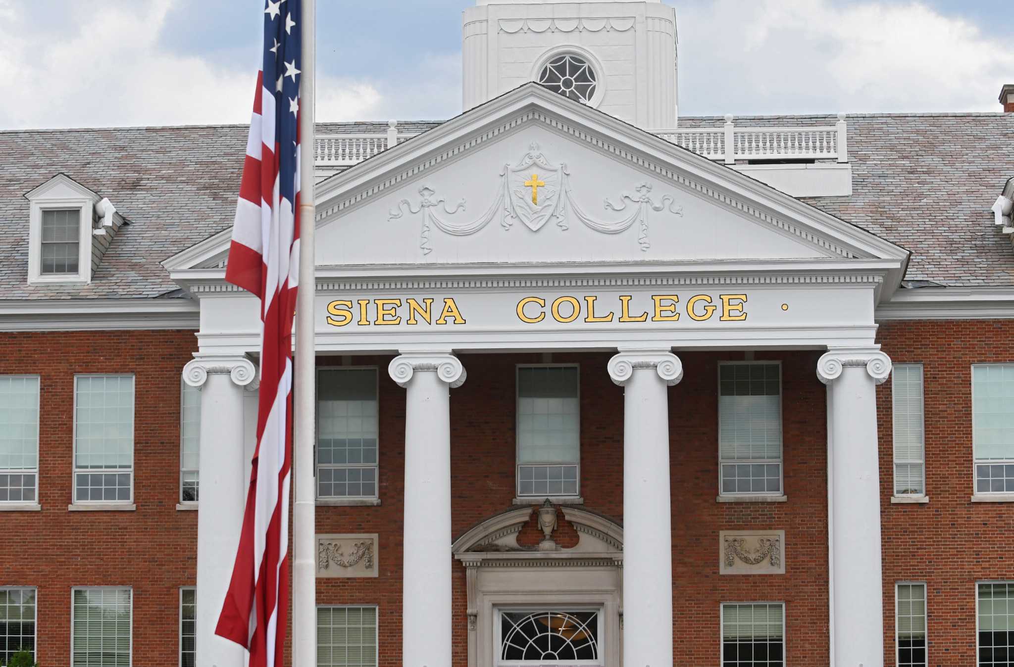 Siena College first in New York to certify computer science teachers