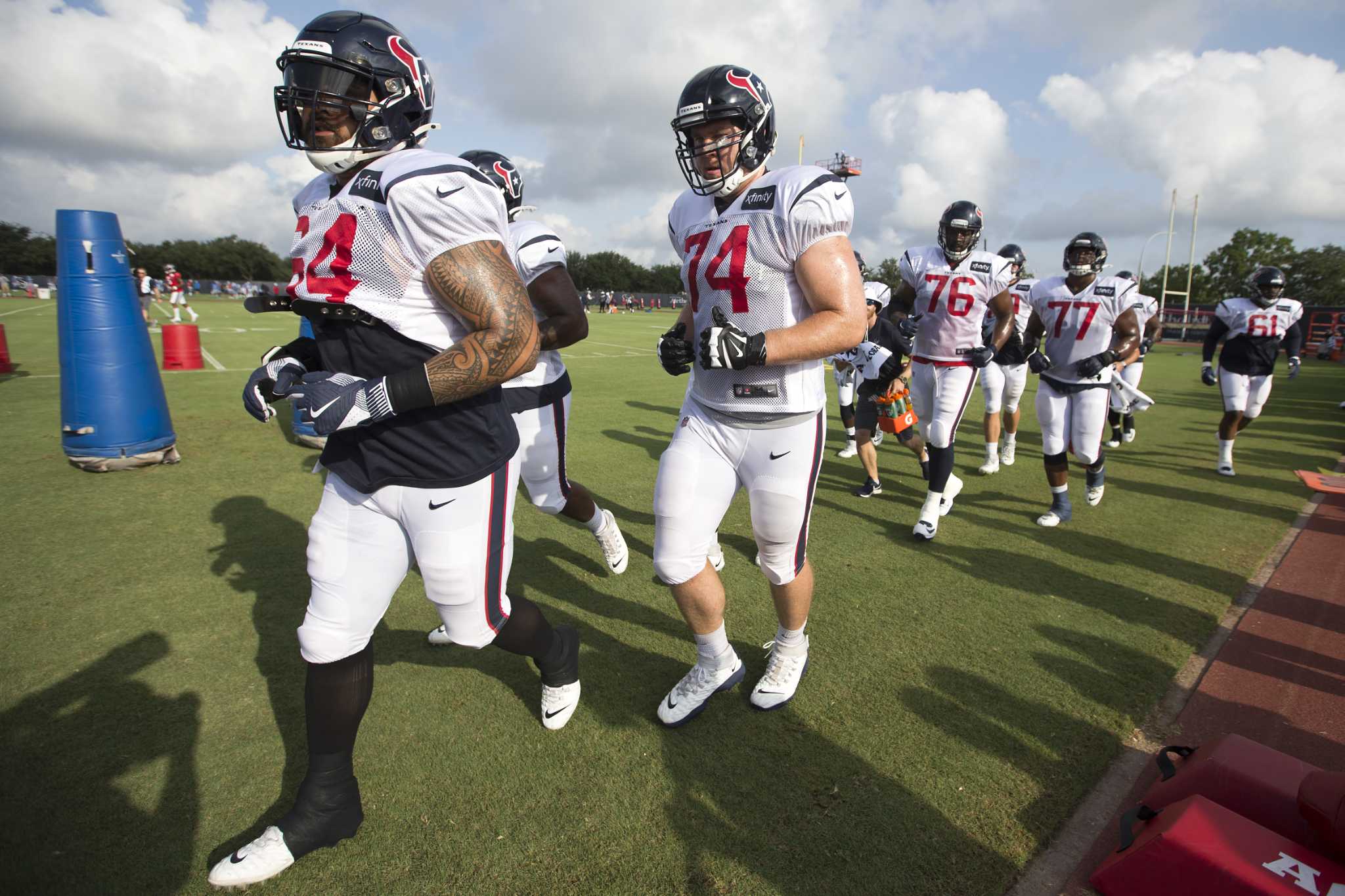 Texans to continue rotation at left guard