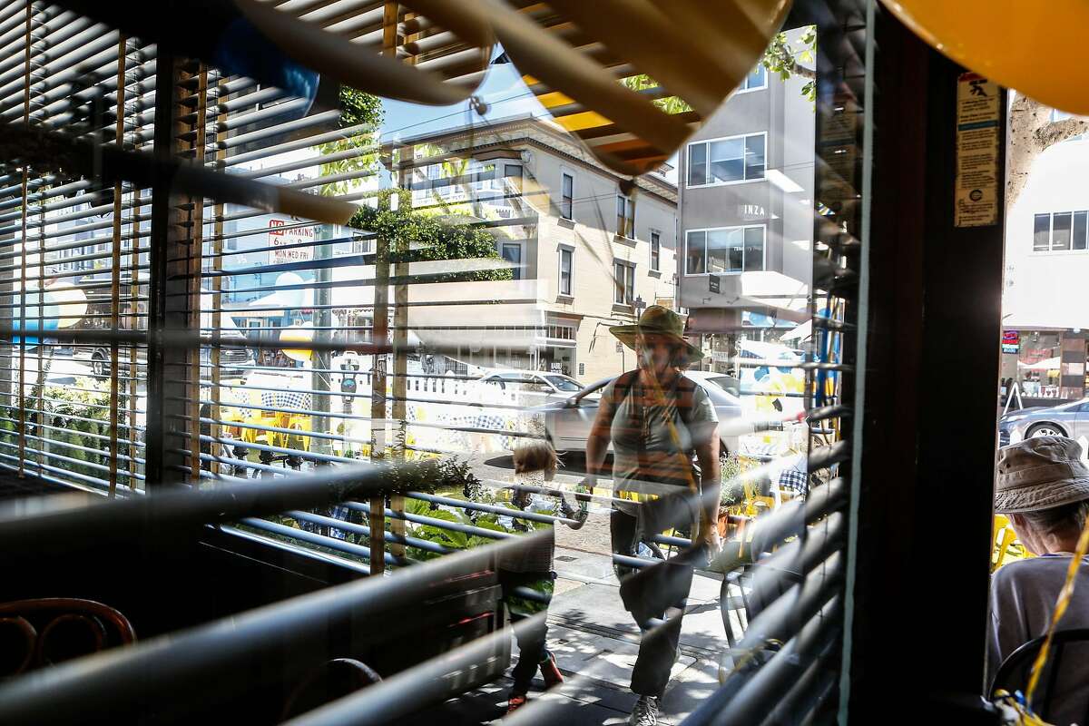 Memories of Perry’s as the Union Street restaurant rings in 50 years