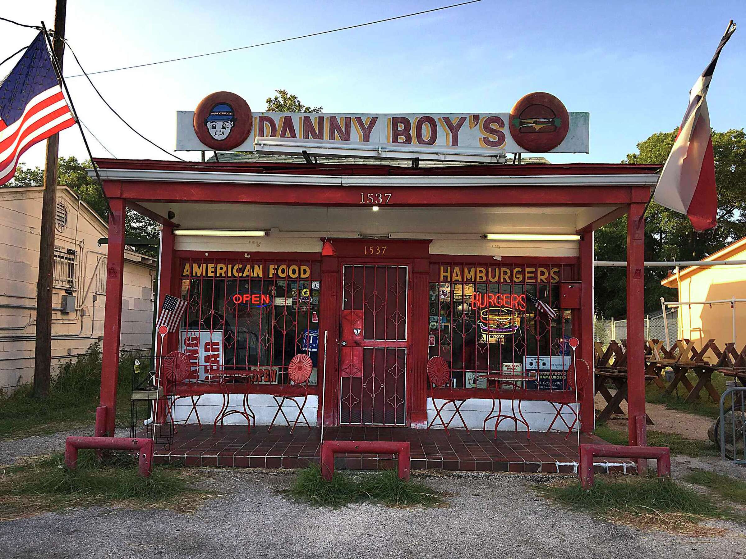 Classic San Antonio burger joint returns after 3-year break