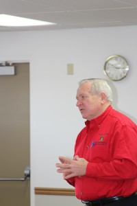 Franz discusses road initiative with Benzie residents at town hall meeting