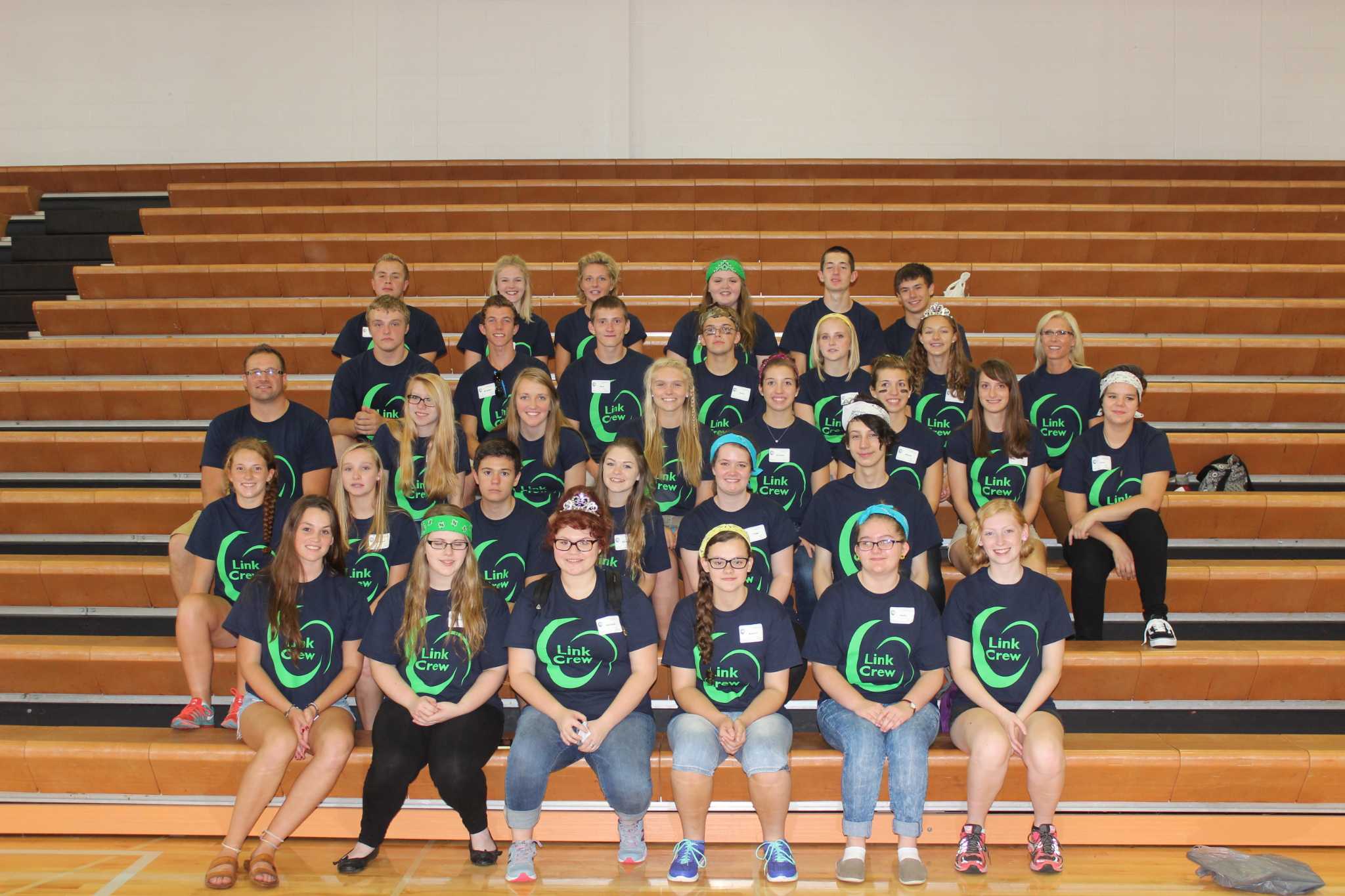 Link Crew reaches out to incoming freshmen