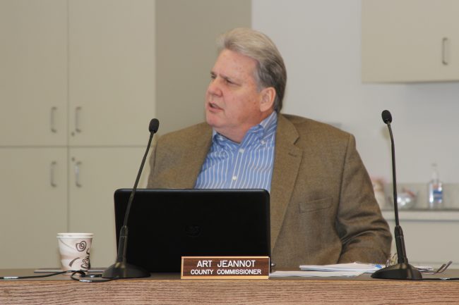 James and Doncic each score 30 to help the Lakers hold off the Pelicans ...