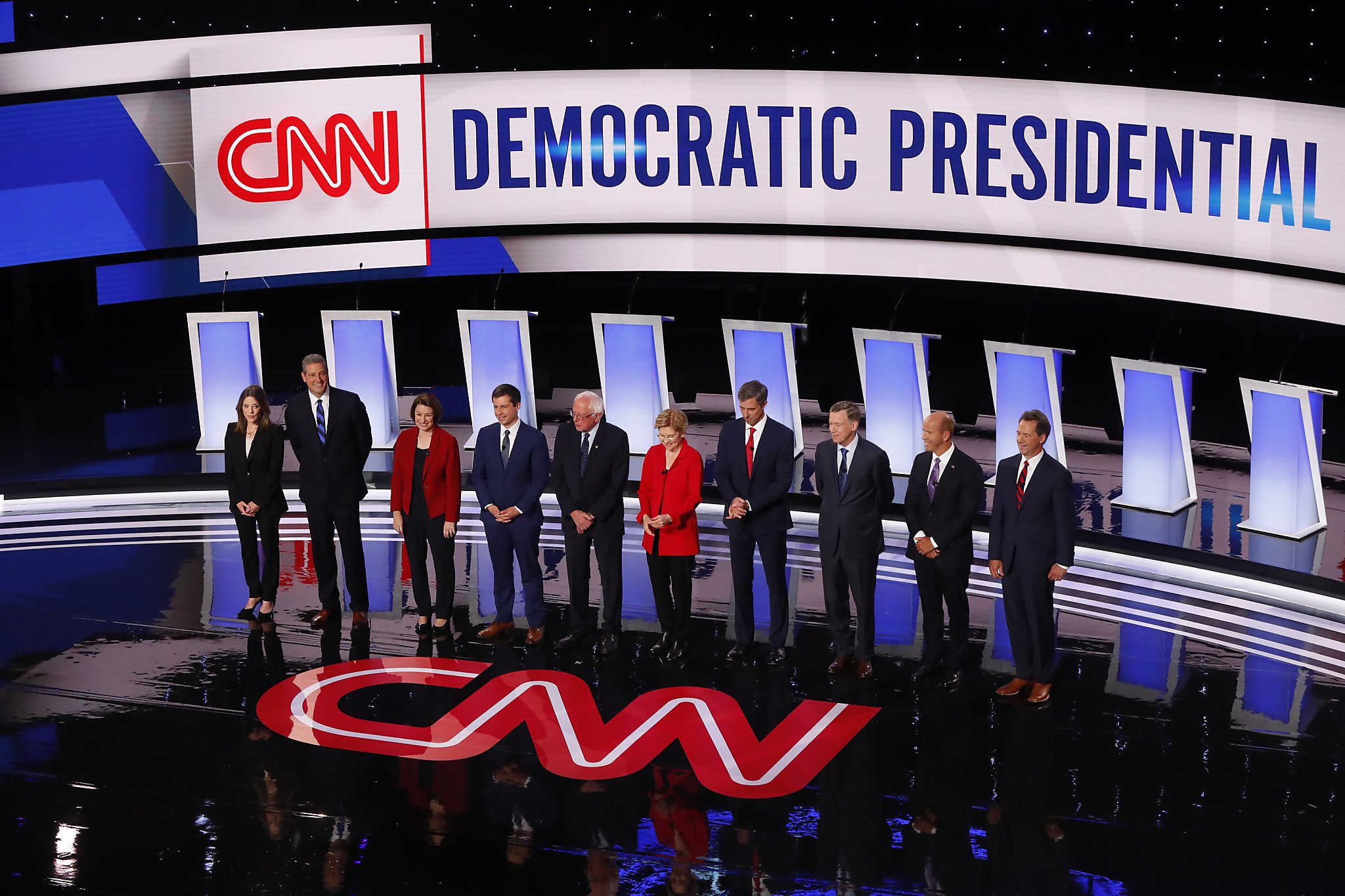 Democratic presidential candidates come to SF to impress party regulars