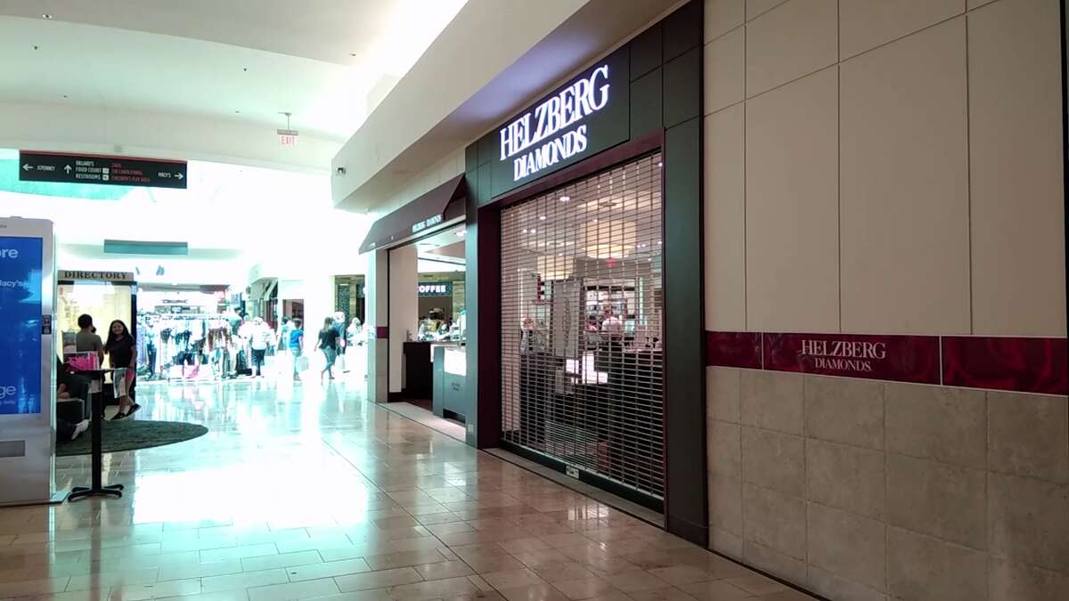 Helzberg town east mall store