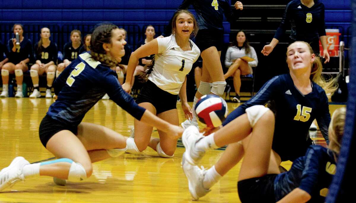 VOLLEYBALL: Locals see close competition at Spring ISD Tournament