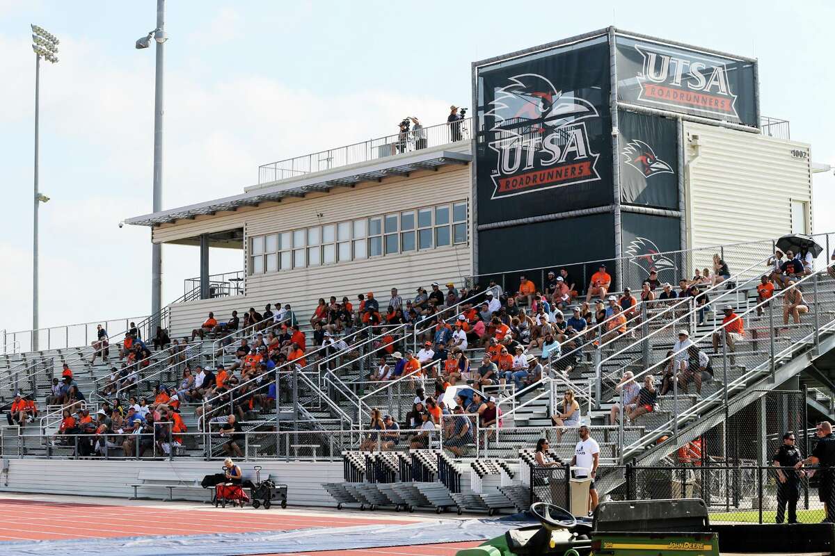 Frank Harris continues to shine as UTSA holds open practice