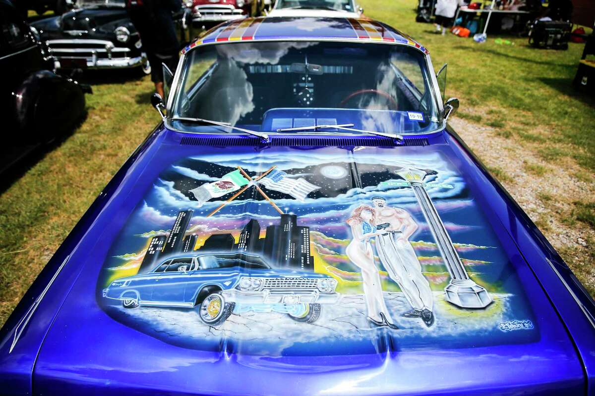 Sunshine, barbecue and lowriders — Houston car aficionados meet up at ...