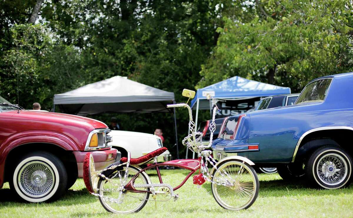 Sunshine, barbecue and lowriders — Houston car aficionados meet up at ...