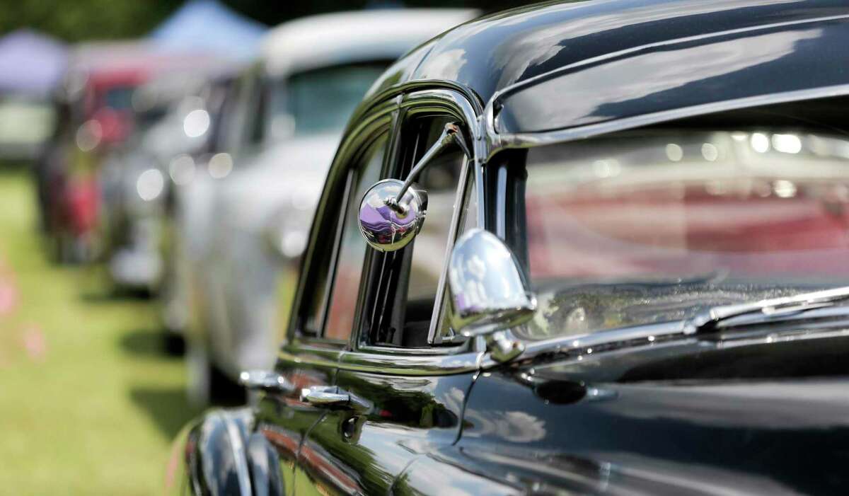 Sunshine, barbecue and lowriders — Houston car aficionados meet up at ...