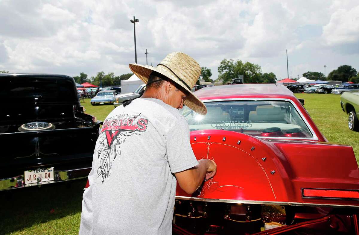 Sunshine, barbecue and lowriders — Houston car aficionados meet up at ...