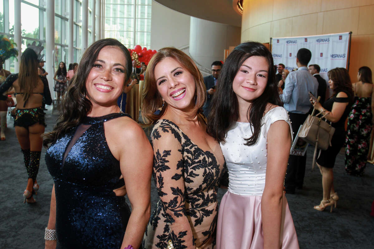 The Final Crowning: Introducing Miss Houston Latina 2019