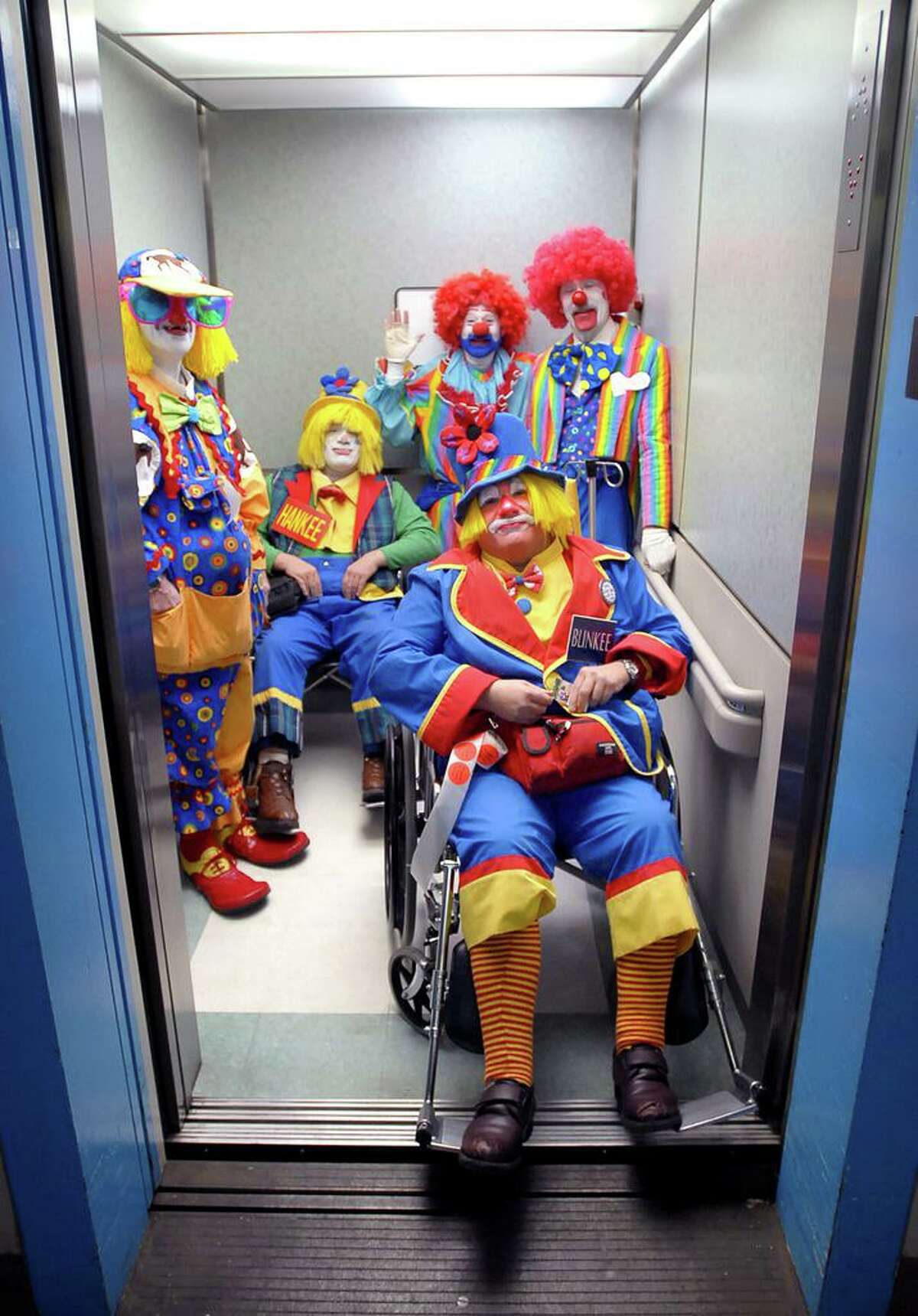 A New Haven ‘clown’ who brought joy to generations has died at 85