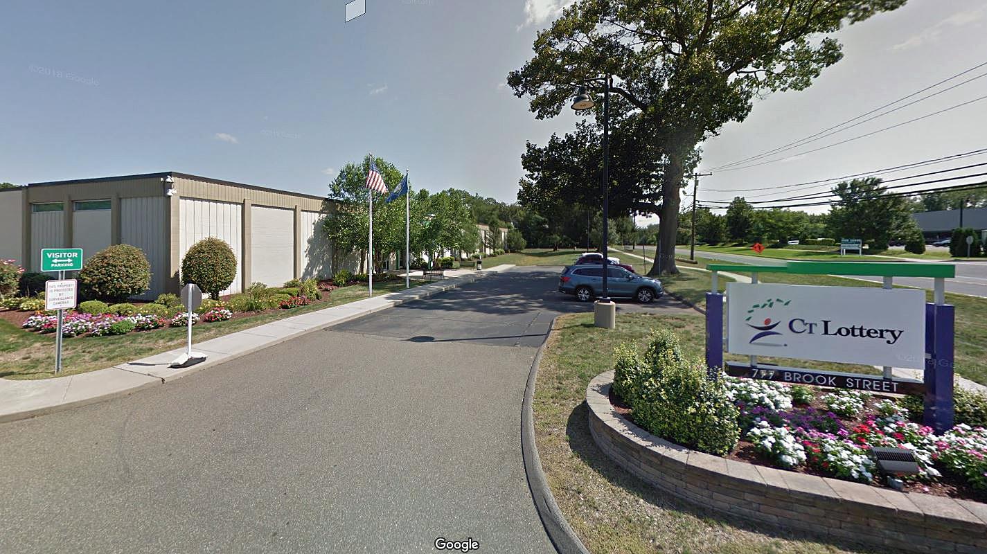 Four take home $550,000 in CT lottery wins