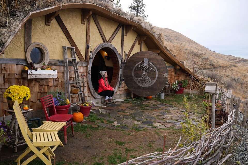 12 of Seattle's coolest and craziest Airbnb rentals