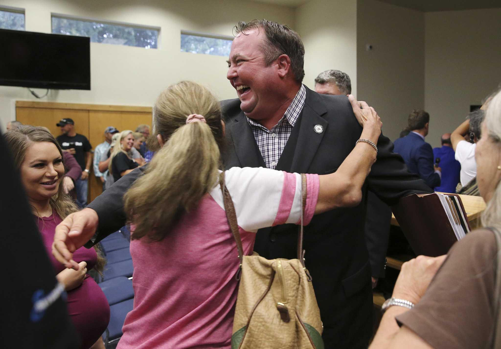 Cibolo City Council fails to oust mayor