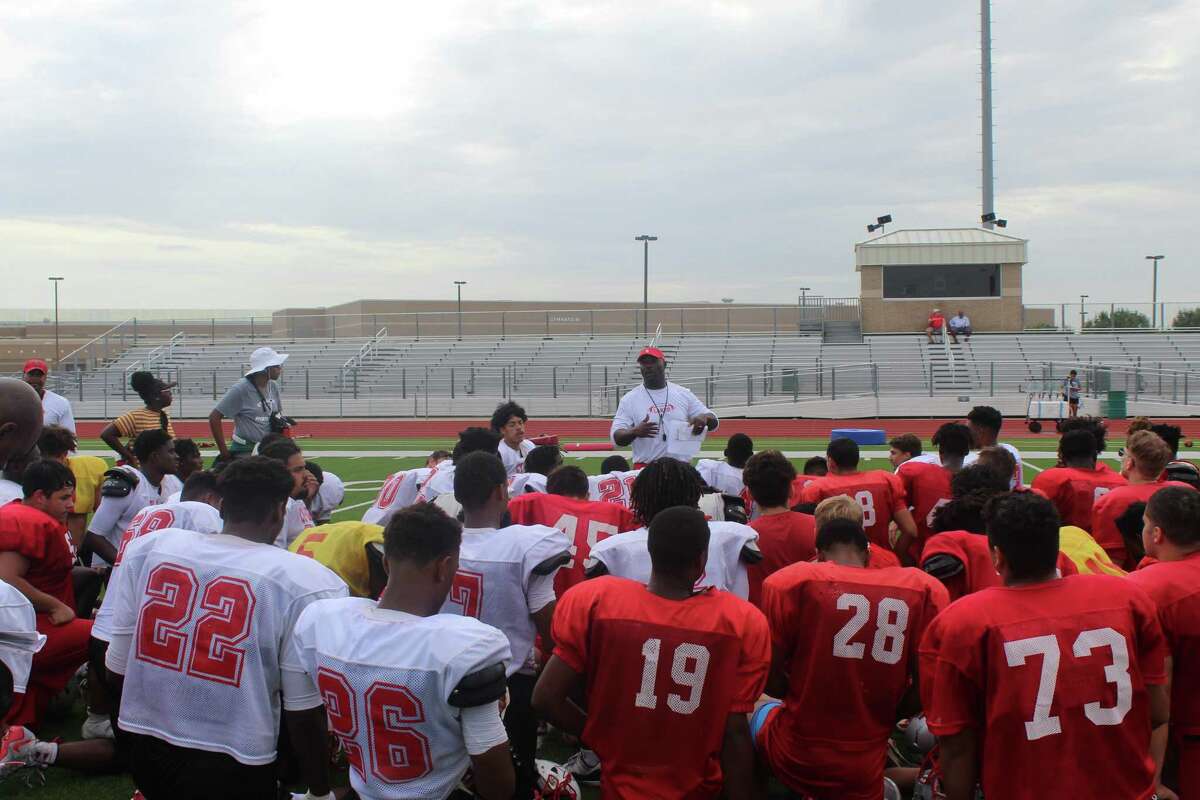 Mindset at Cy Lakes football is playoffs after posting best regular ...