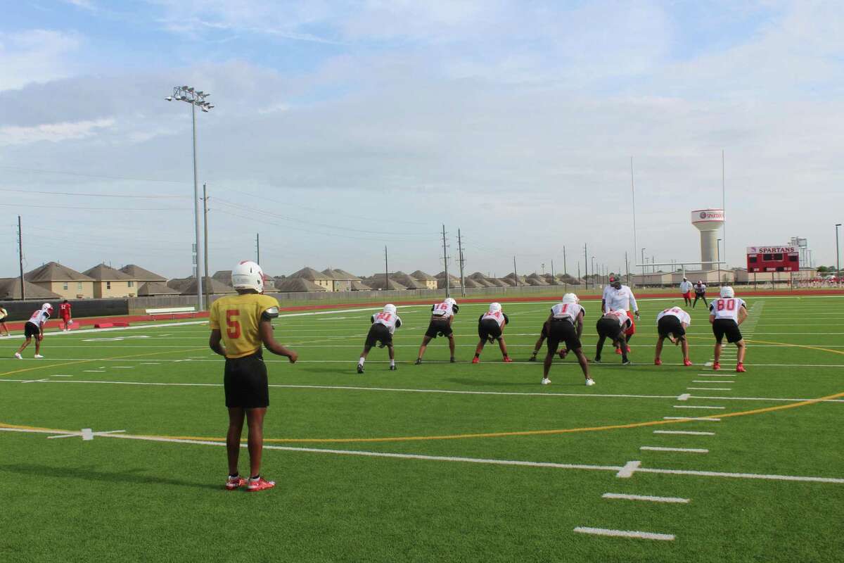 Mindset at Cy Lakes football is playoffs after posting best regular ...