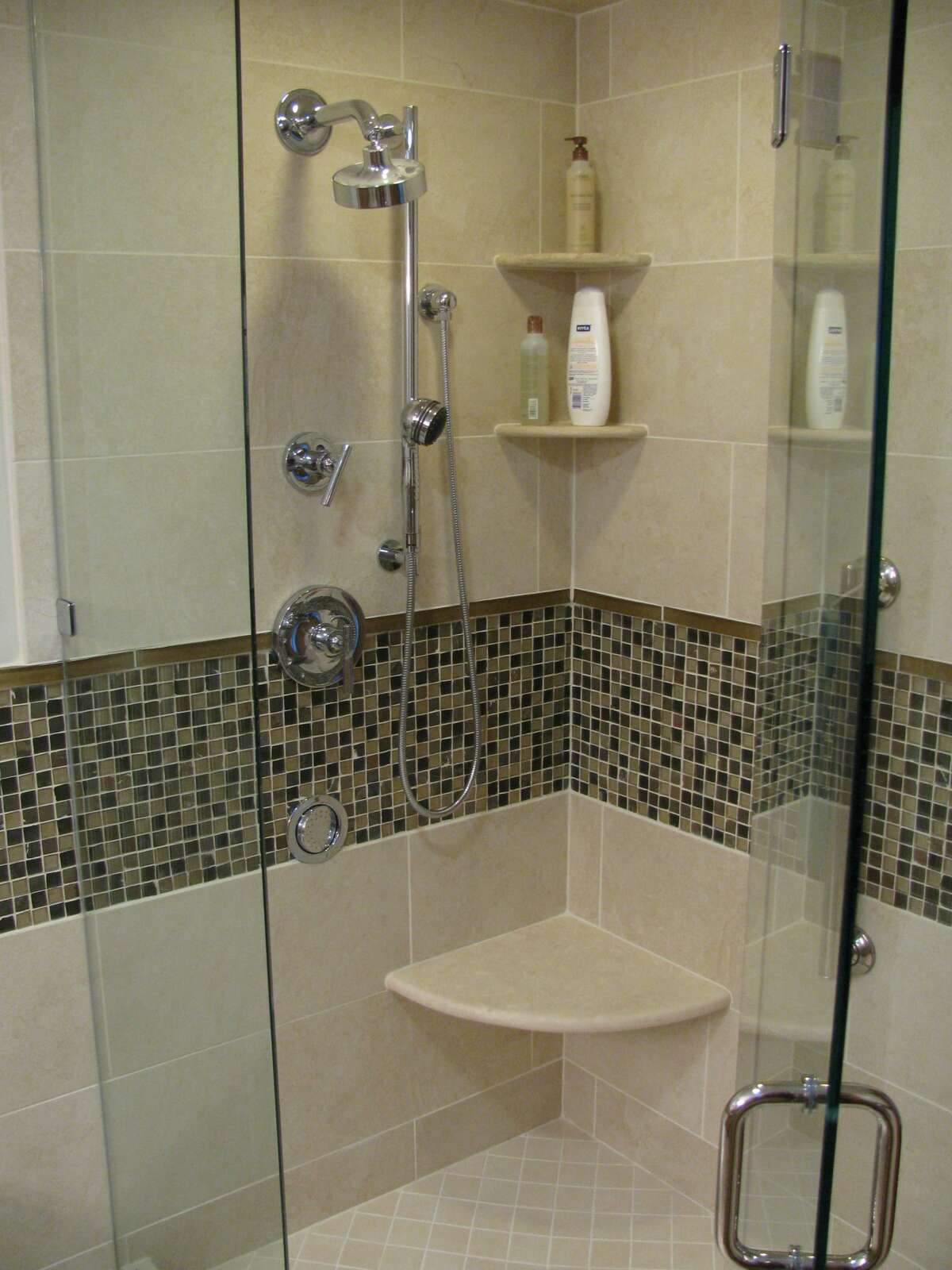 Custom Tile & Design