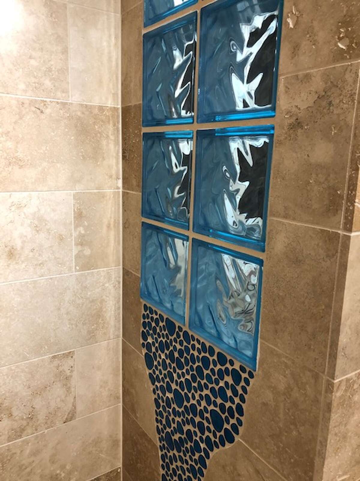 Custom Tile & Design