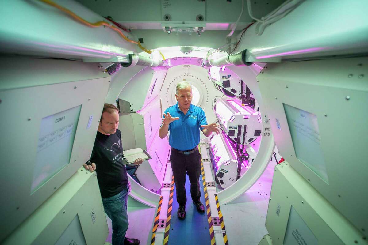 Sierra Nevada unveils giant habitat that could be used for moon ...