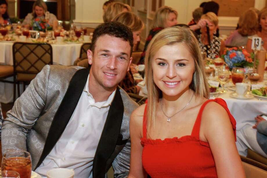Astros' Alex Bregman gets engaged to Reagan Howard - Houston Chronicle