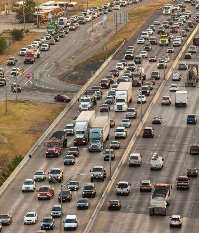 Bandera Road and Loop 1604 intersection to close this weekend