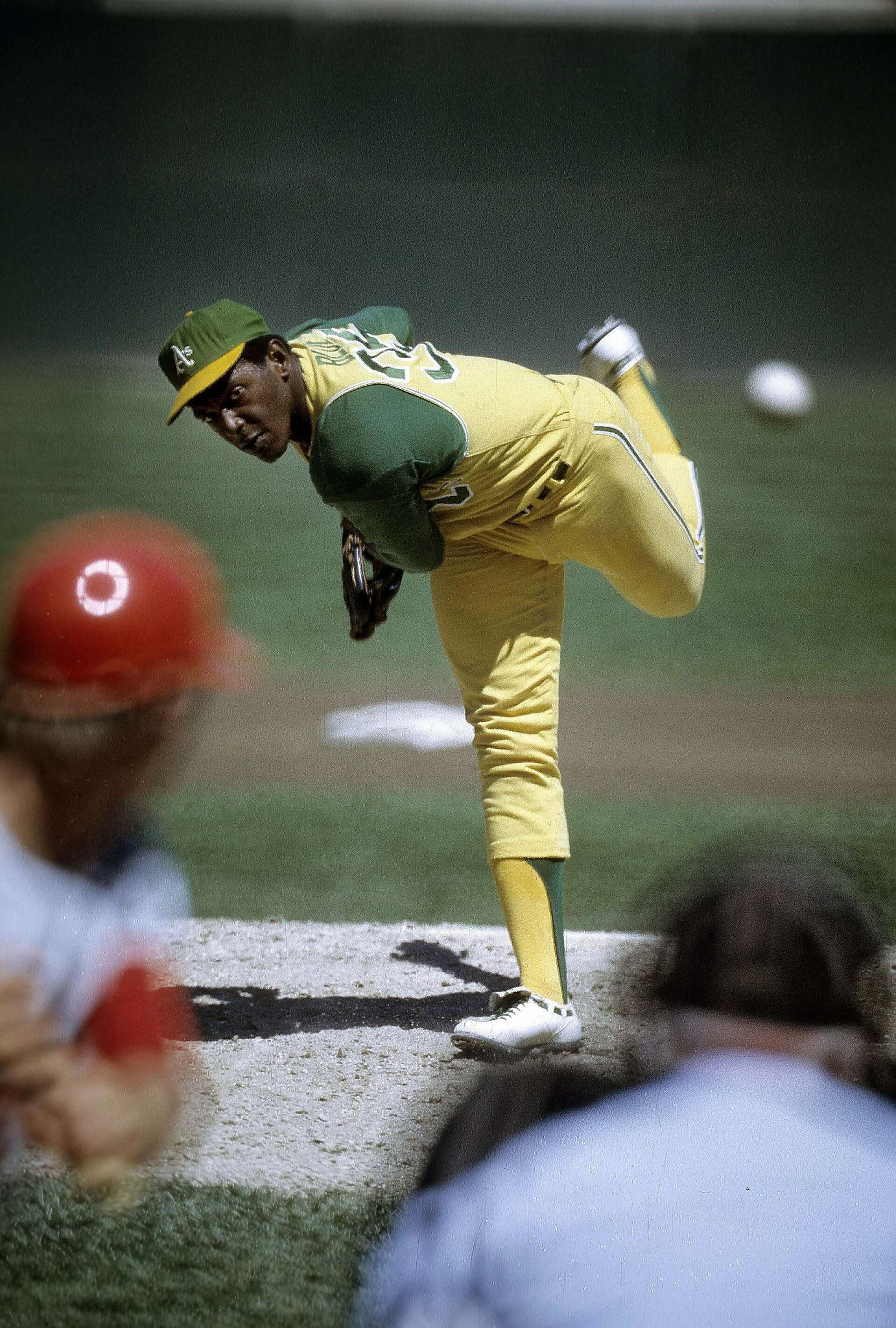Of 92 players to appear for both Giants and A’s, Vida Blue stands apart