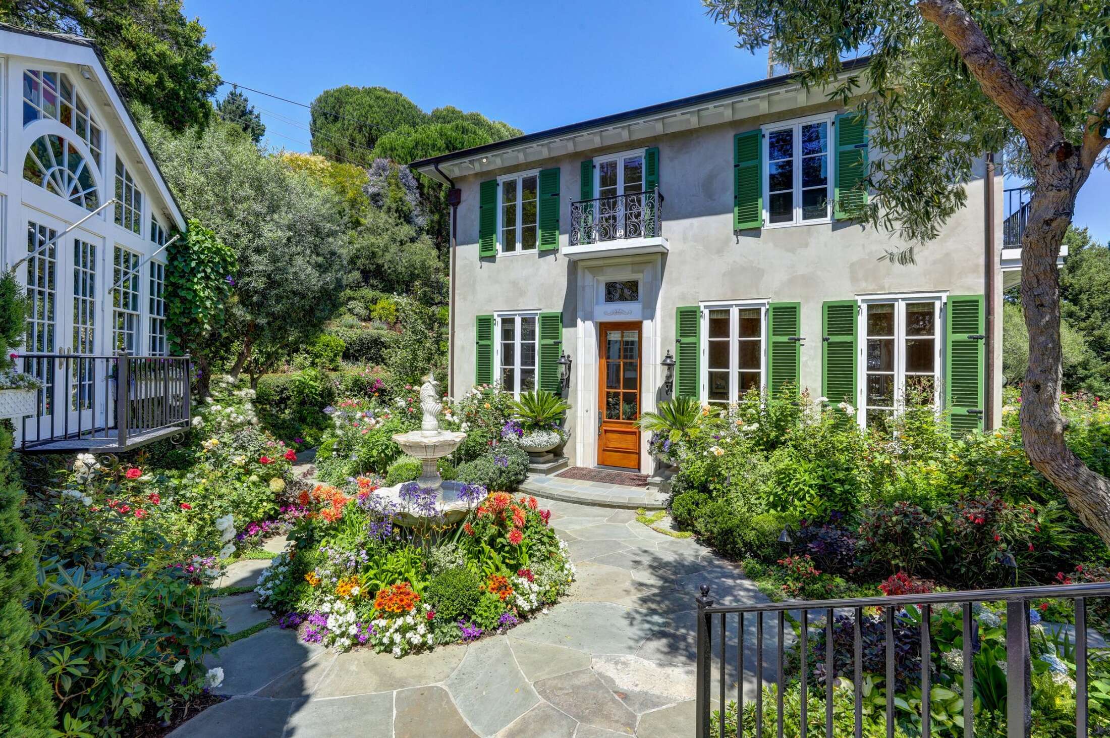 'It's like walking into a painting': $7M Tiburon house boasts garden ...