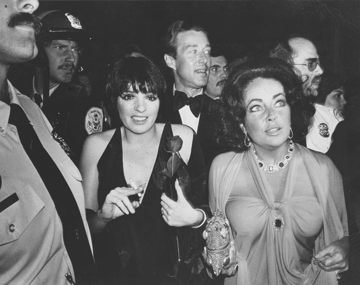 'Halston' executive producer Lesley Frowick dishes on new documentary ...